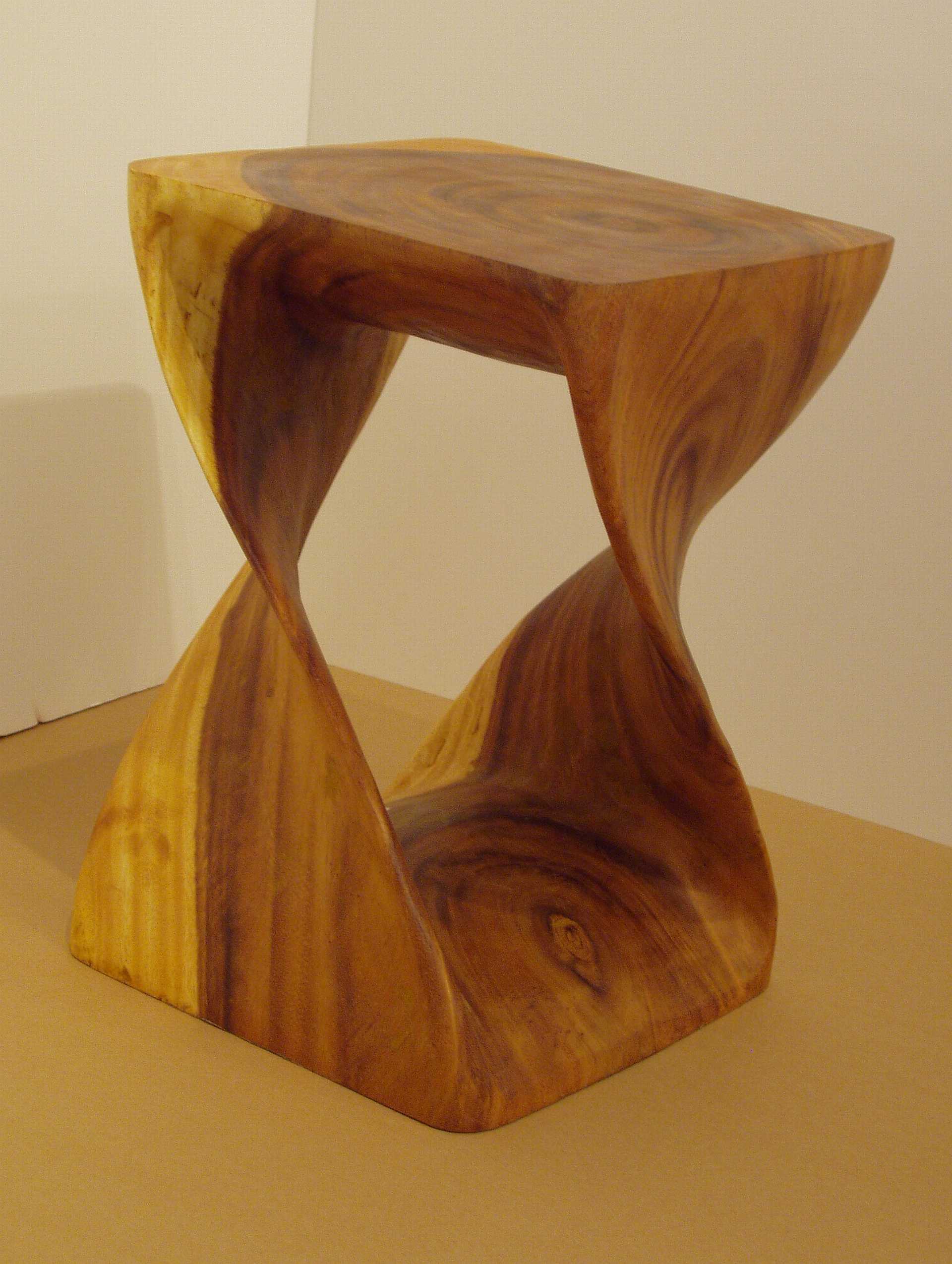 Stool of Acacia Wood | Wohn-Kunst-Galerie